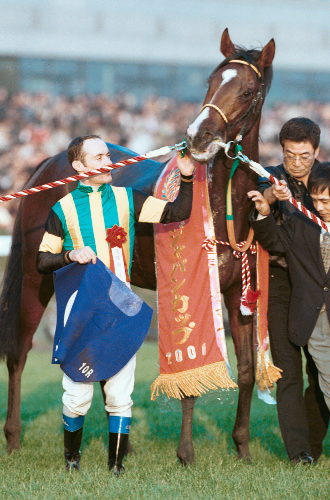 人気薄のジャングルポケット…ライバル紙に完敗を喫した日 | 鈴木正のKEIBA愛 | UMATO